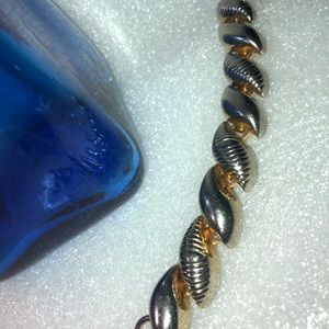 Sperry | Jewelry | Vintage Sperry Sea Shell Bracelet | Poshmark